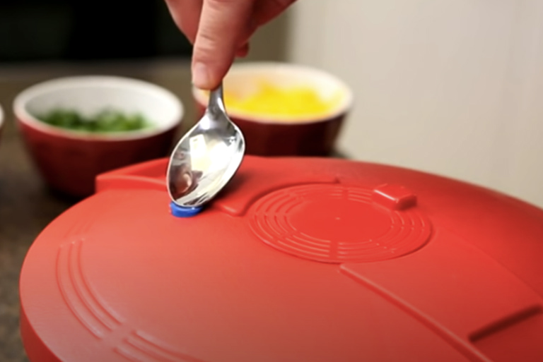 Microwave Pressure Cooker Makes It Easier To Get Dinner On The Table Fast